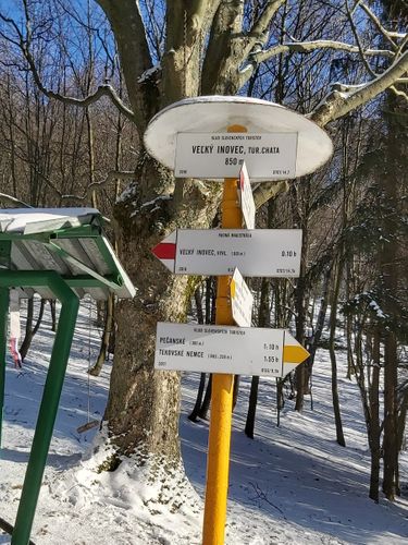 Veľký Inovec z Drozdova - Pomalé výlety